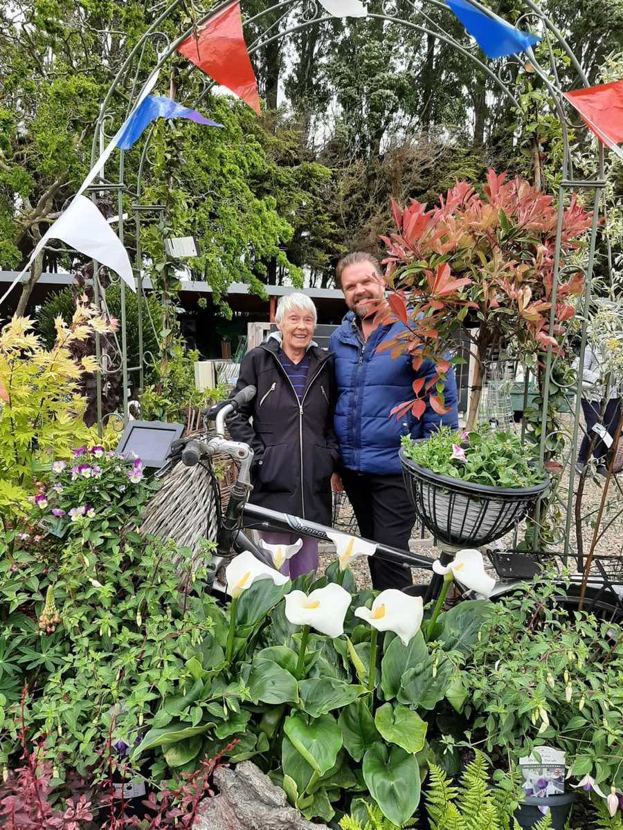 Top 5 Most Beautiful Care Home Gardens in the UK!