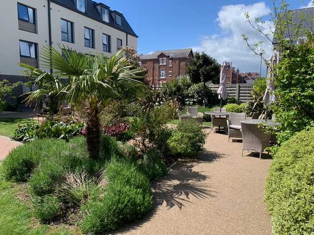 Top 5 Most Beautiful Care Home Gardens in the UK!